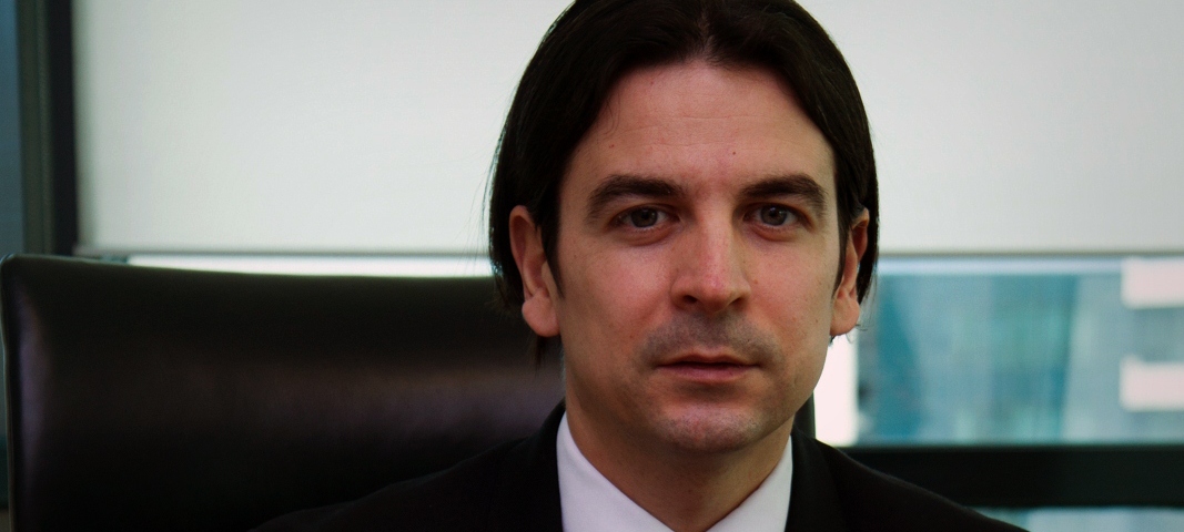 Popović: Zadužujte se u skladu sa realnim mogućnostima | Kamatica