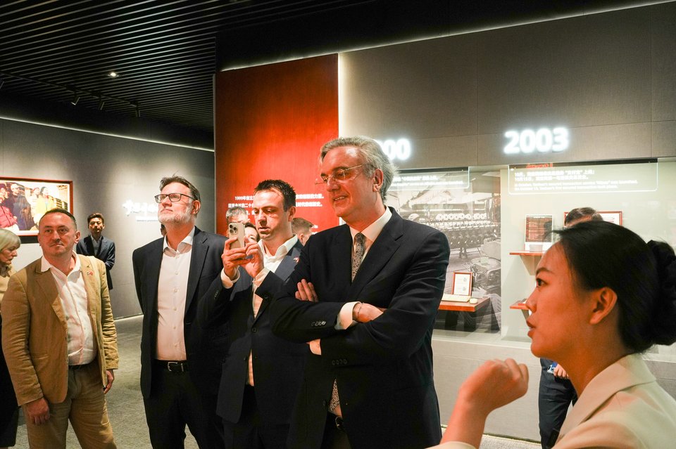 Roba iz Srbije na listi prioriteta Kine - Naslovi.net